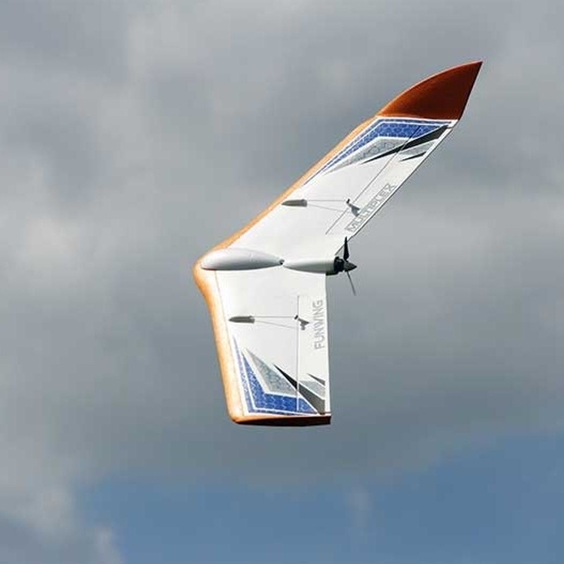 Multiplex - Aile volante FunWing Kit+ _ R-Models