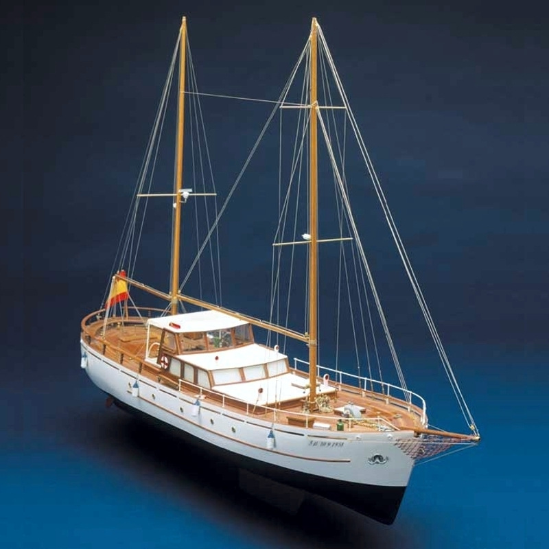 Bateau de plaisance Bruma en kit de Panart Mantua _ R-Models